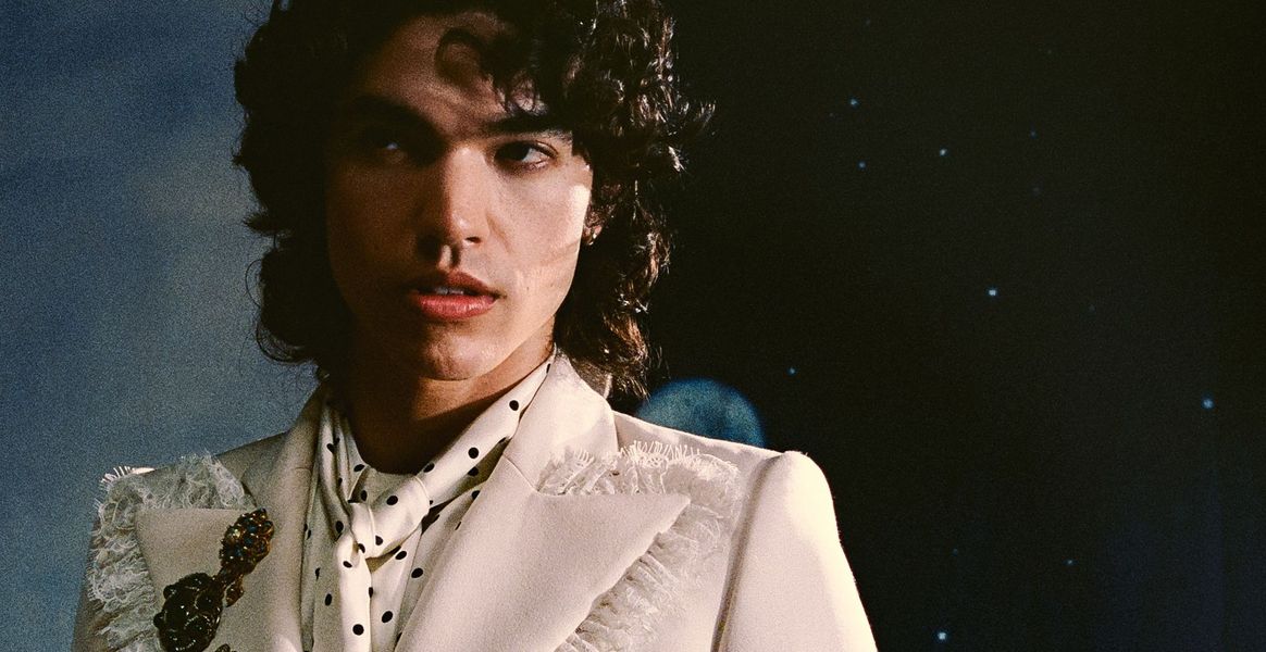 Conan Gray veröffentlicht viertes Album „Wishbone“ und Musikvideo zum ...